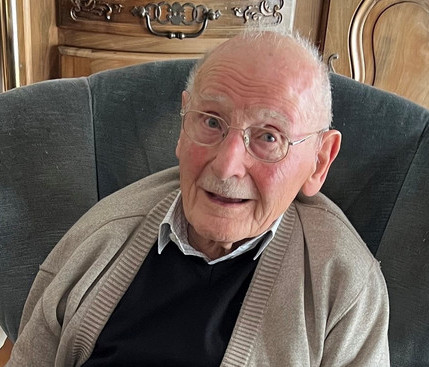 Roger Boulanger, ancien déporté du KL Natzweiler, récompensé ...